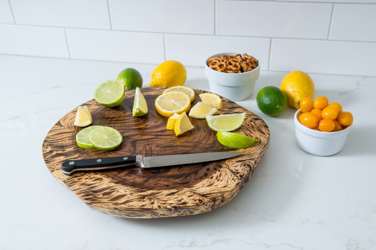 Acacia Nautral Burl Finish Server, Large | Lipper International