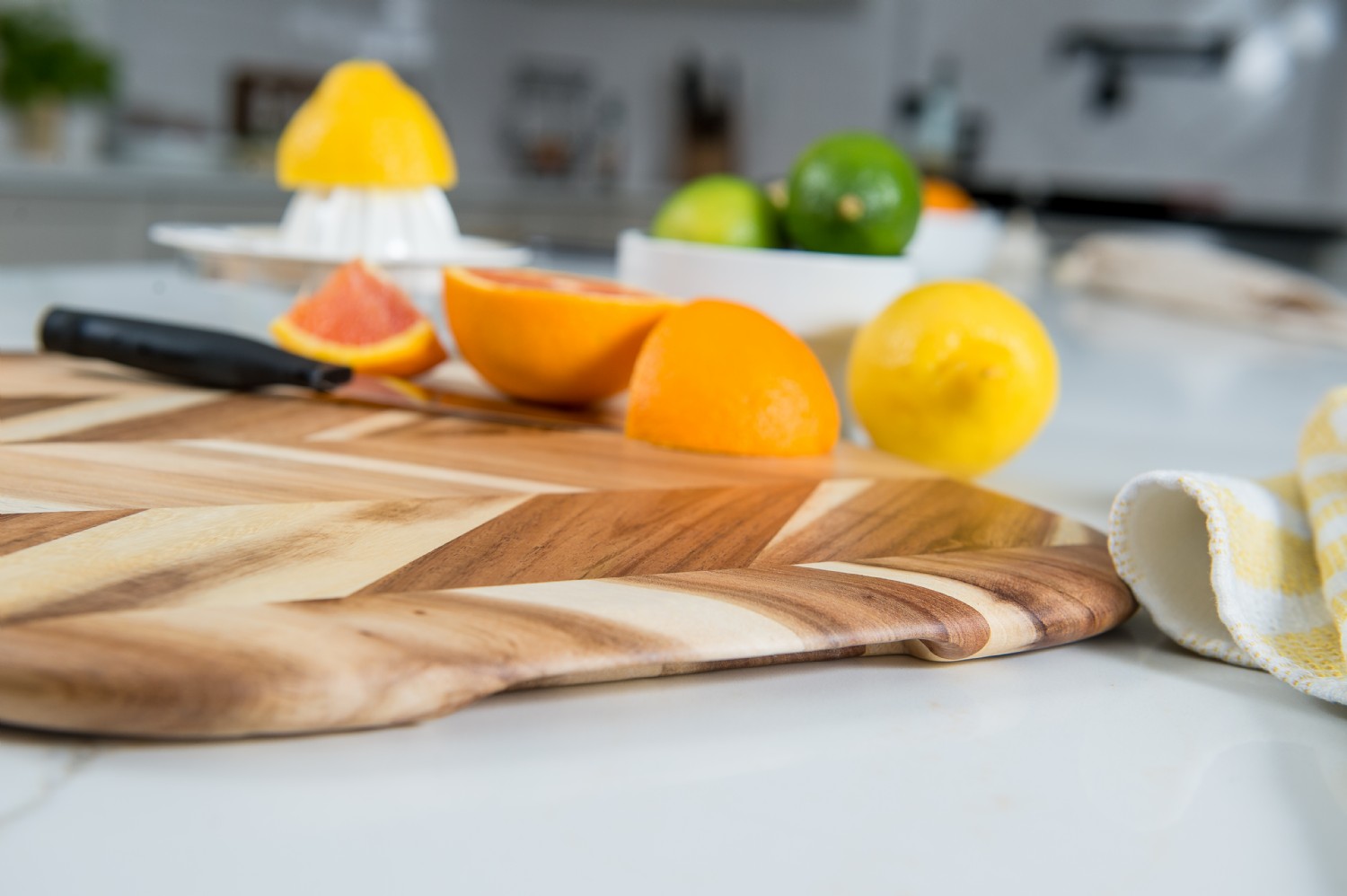 Acacia Herringbone Rounded Edge Board | Lipper International