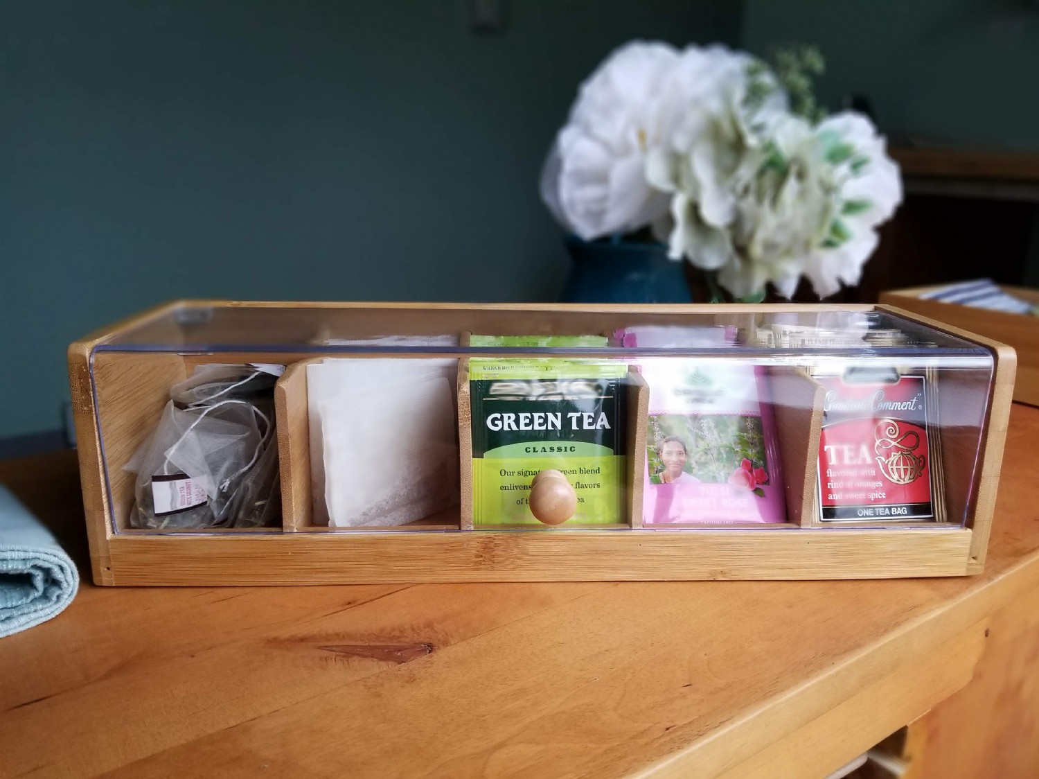 Bamboo 5-Section Tea Box with Acrylic Cover | Lipper International
